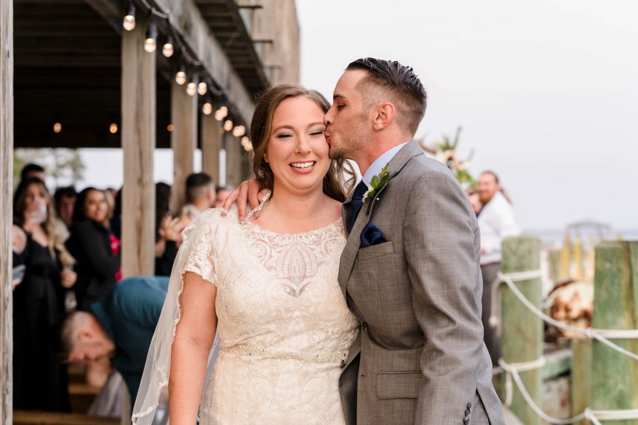 Intimate Lucy Creek Dockhouse Wedding - Susan DeLoach Photography